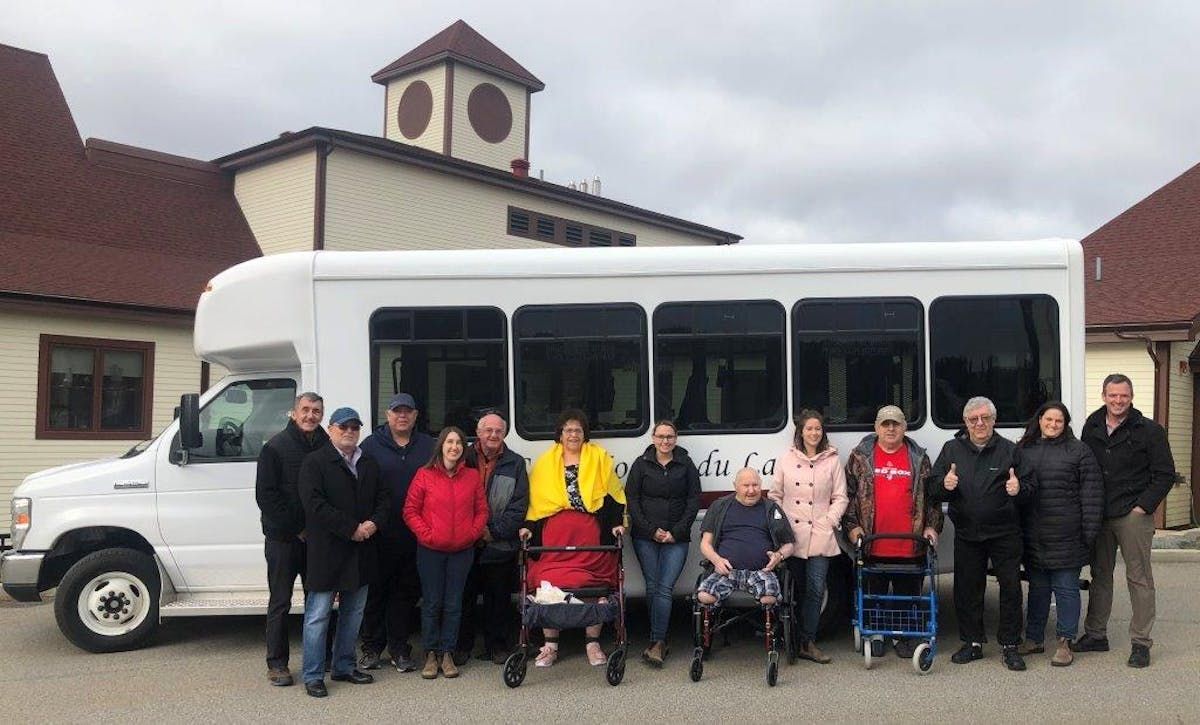 Villa Saint-Joseph du Lac gets new bus | PNI Atlantic News