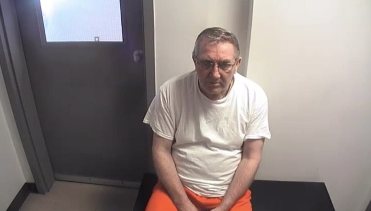 Accused sexual predator Bruce Escott makes last-minute application to ...