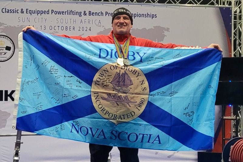 A LOVE OF LIFTING: Digby powerlifter brings home World and Commonwealth ...