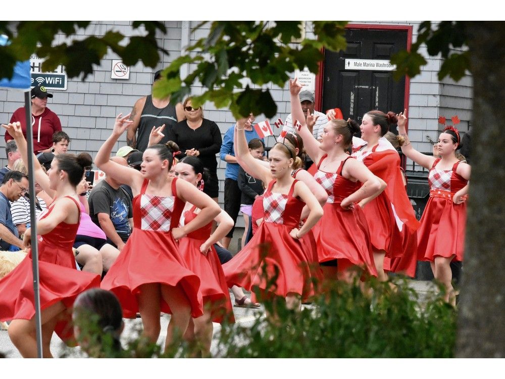 'So blessed that I am Canadian': Canada Day celebrated in Yarmouth ...