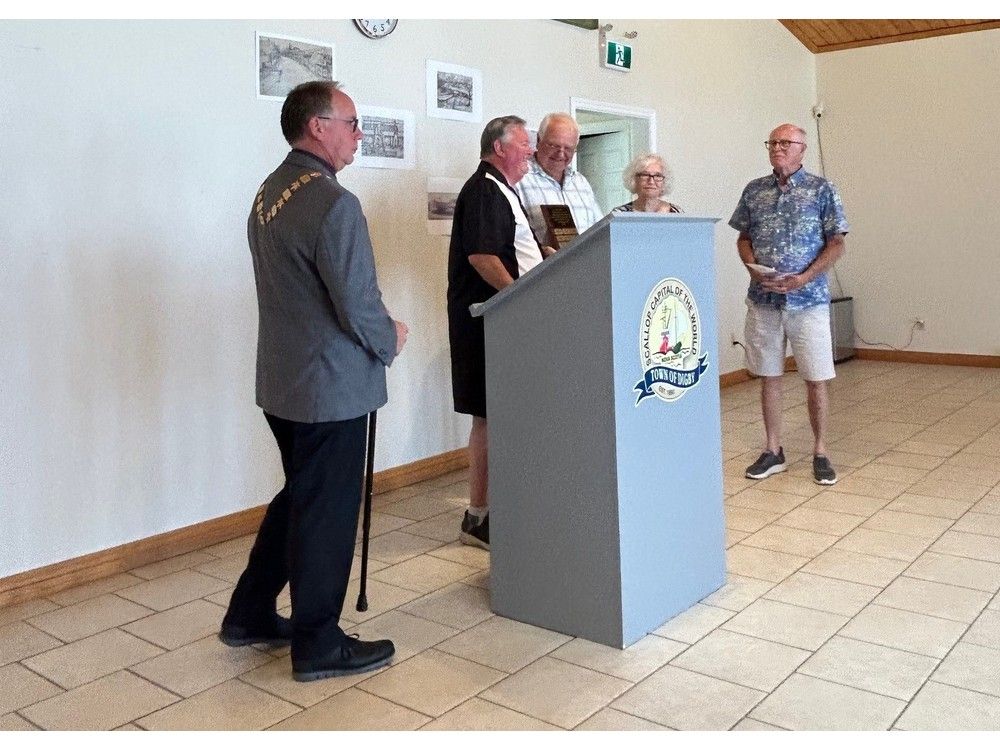Joe Casey Humanitarian Award presented in Digby to Everett Pyne | PNI ...