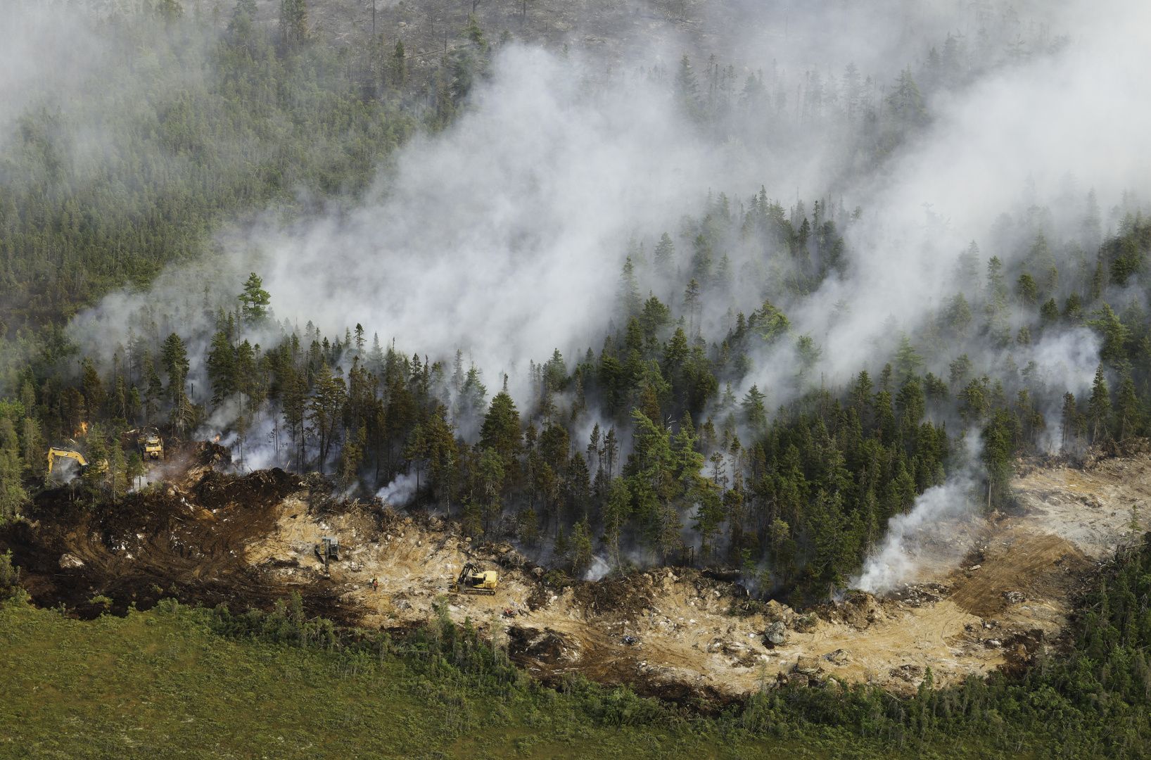 Long Lake fire doubles again, estimated at 2,000 hectares | PNI ...