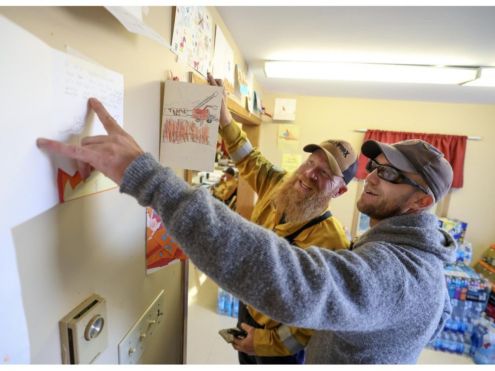 High temperatures a challenge as Lake George wildfire grows slightly ...