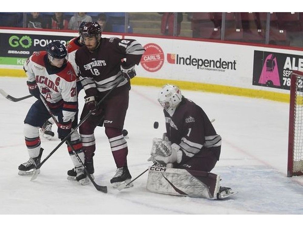 Saint Mary's defeats Acadia in AUS men's hockey opener | PNI Atlantic News