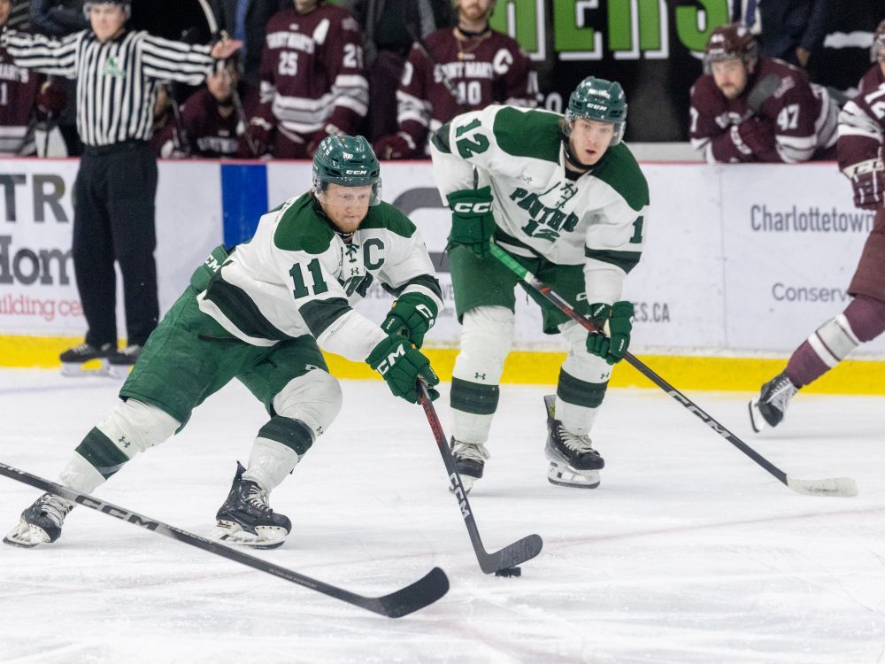 UPEI Panthers post dramatic wins in AUS men's hockey | PNI Atlantic News