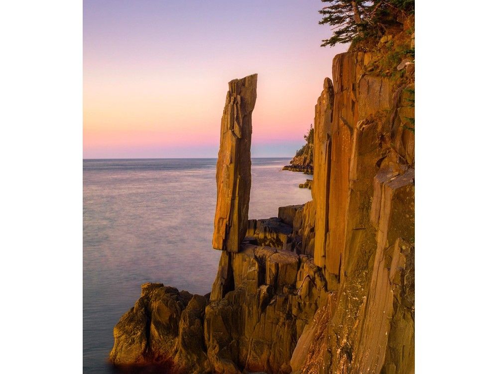 Digby Neck’s Balancing Rock walking trail, viewing platform being ...