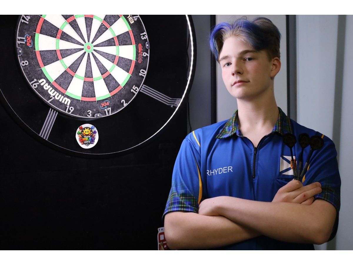 ‘An awesome experience’: Truro teen wins big at youth darts nationals ...