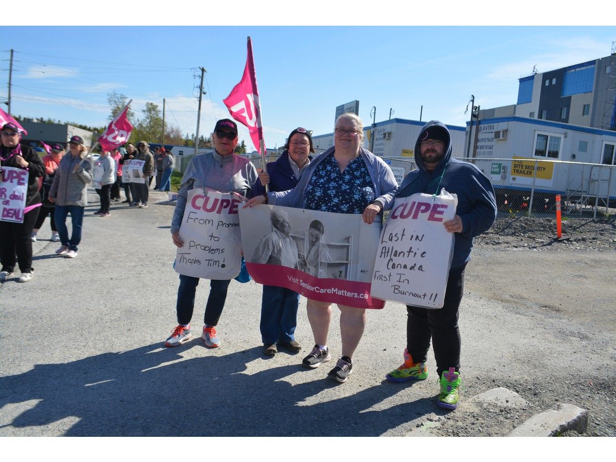 Striking Cape Breton workers stop construction on second site | PNI ...