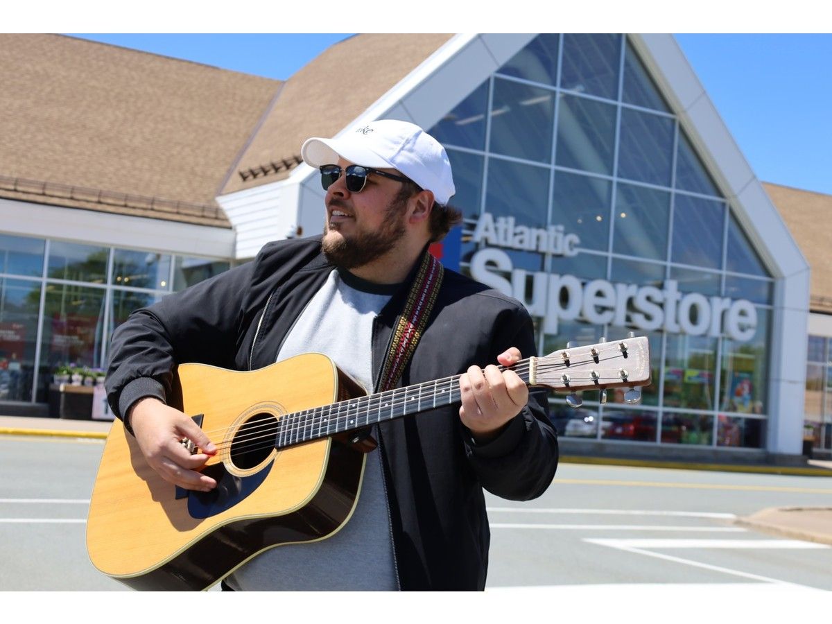 Truro musician spreads some positivity while busking | PNI Atlantic News