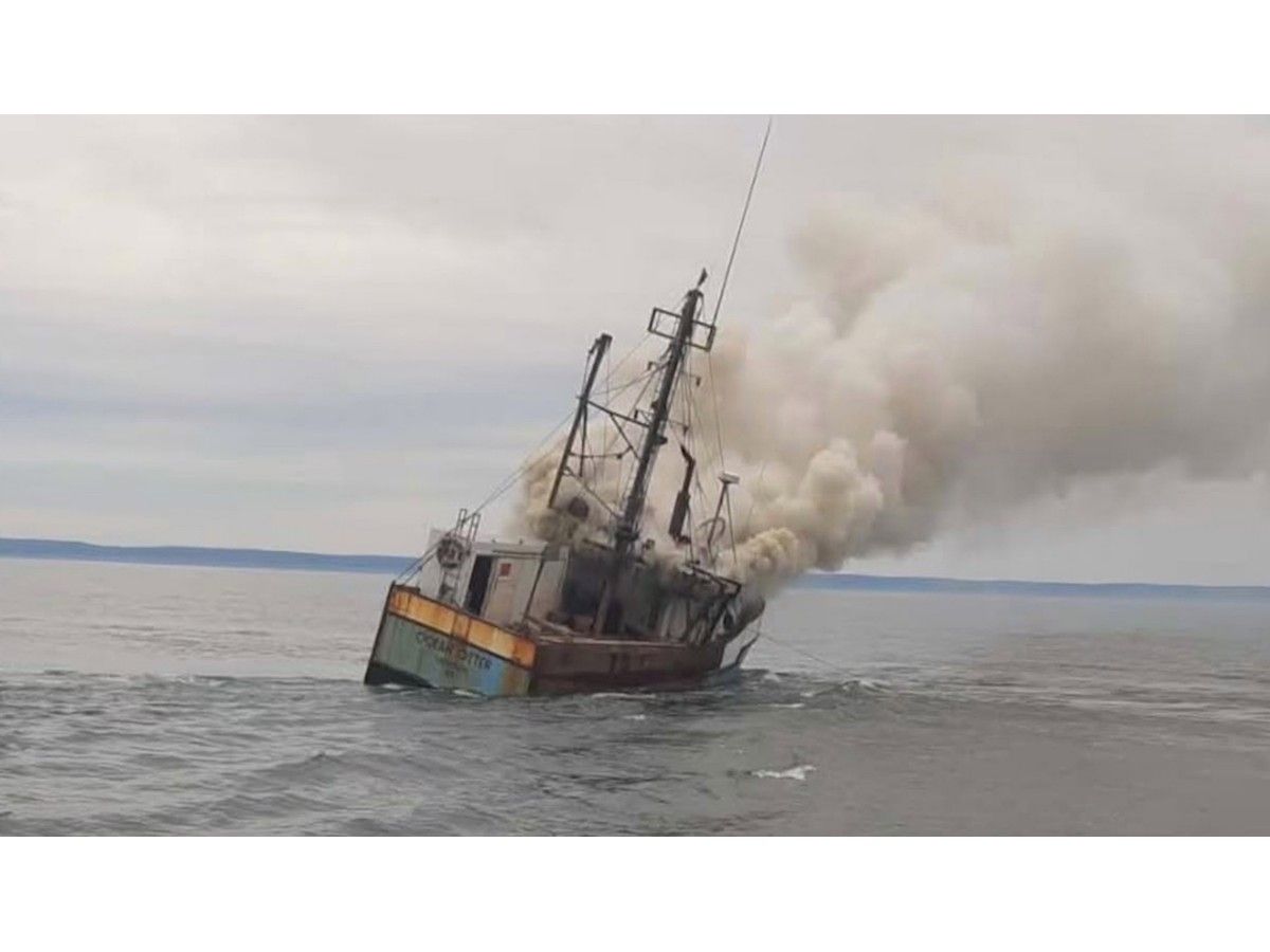 Crew rescued from burning fishing boat in Bay of Fundy by fellow ...