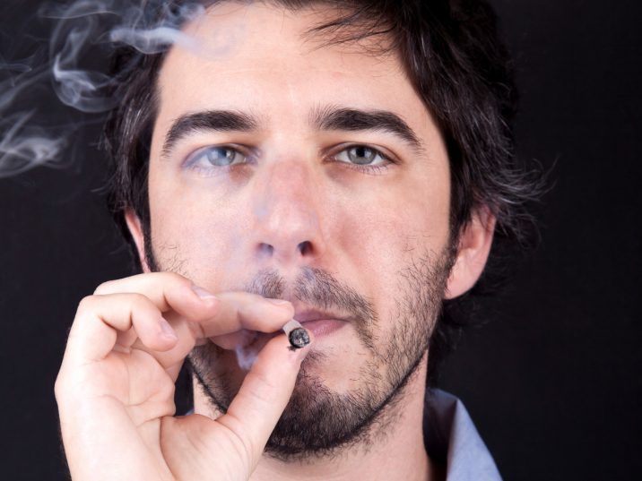 About one in six Canadians are exposed to cannabis smoke in their homes ...