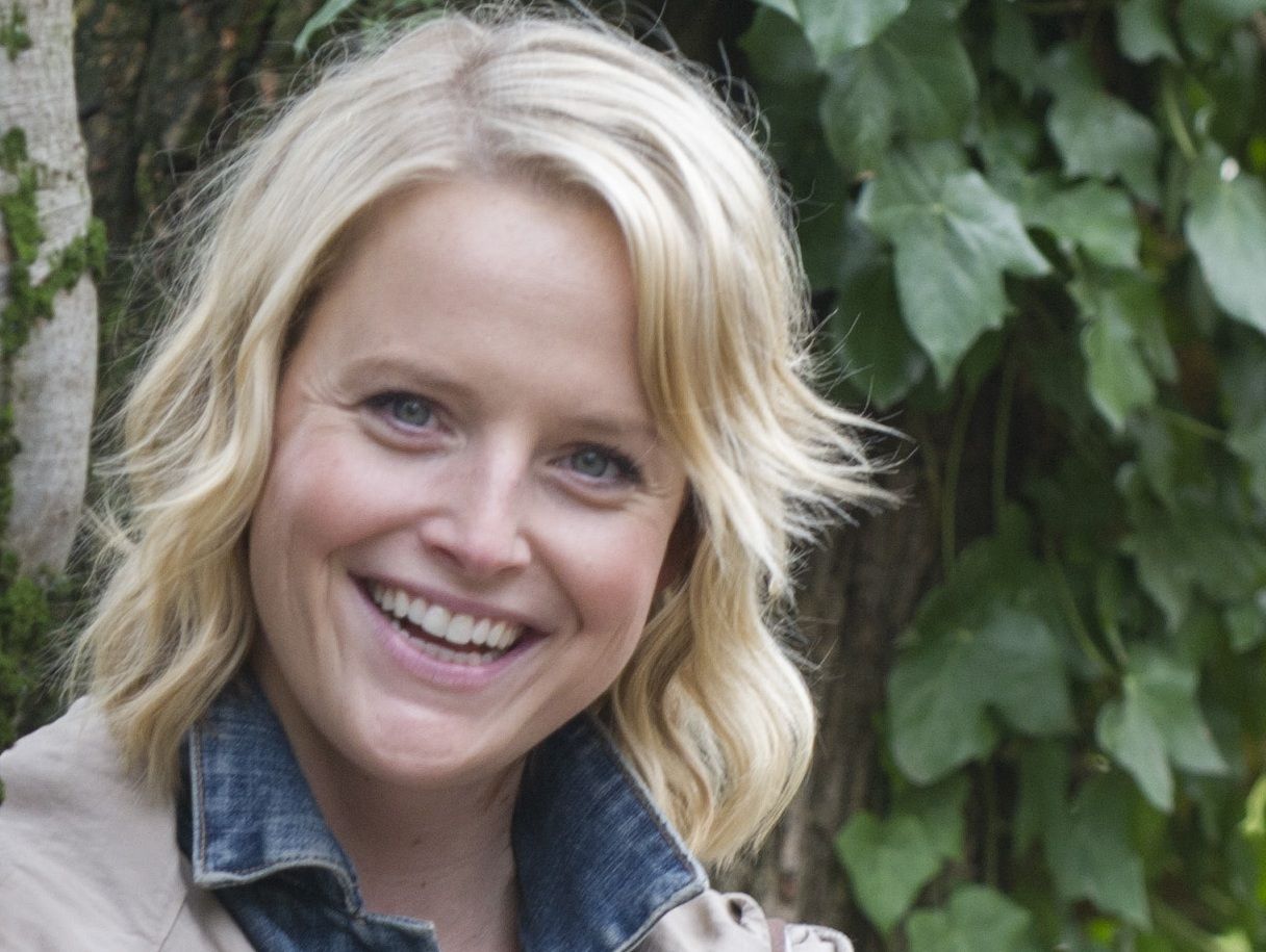 Call Her Versatile Sarah Smyth Goes To Extremes In Call Me Fitz And Cedar Cove National Post