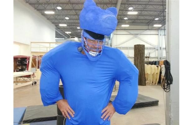 Meet the B.C. stunt ‘bear’ who kicks the crap out of Leo DiCaprio in ...