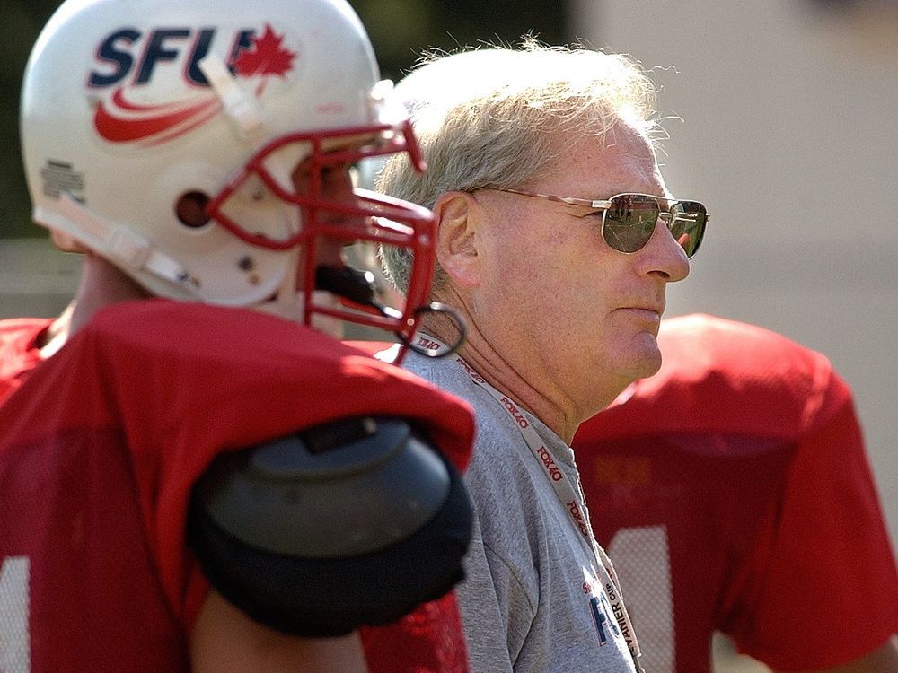 Orange Helmet: Chris Beaton gets a bear hug for lifetime achievement ...