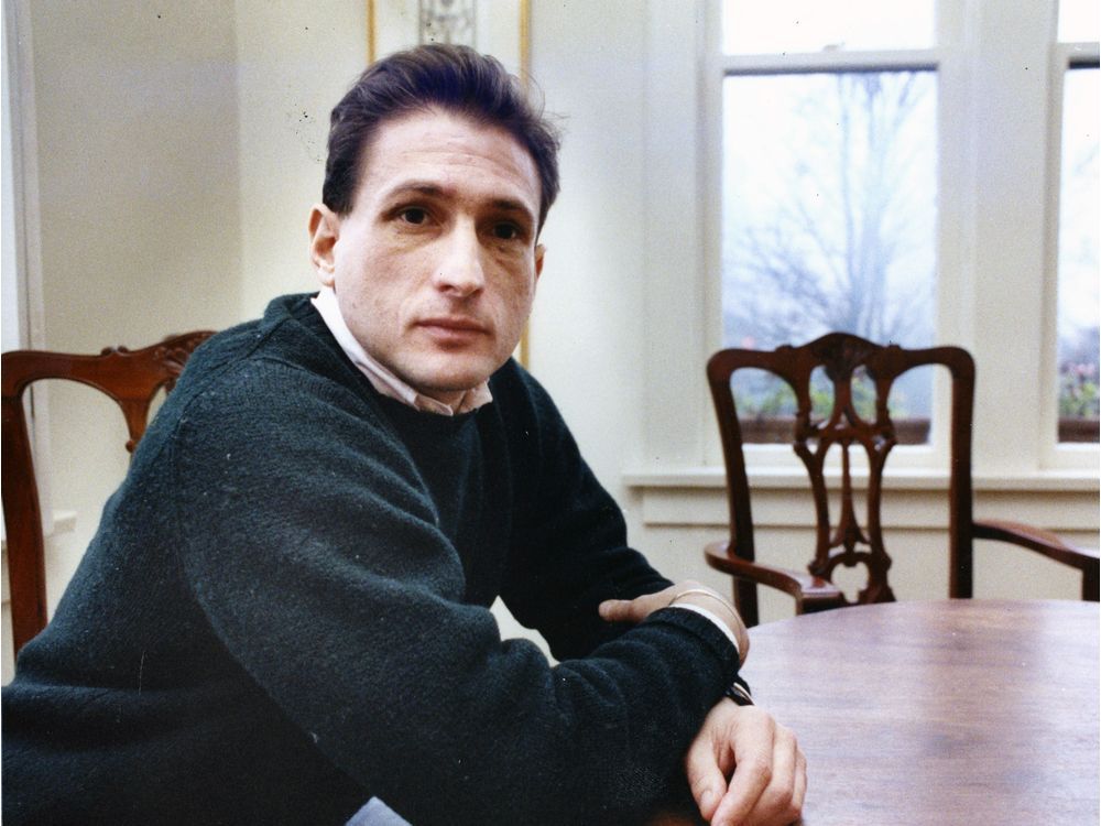 Scott Elliott: People with HIV are living longer, which brings a whole ...