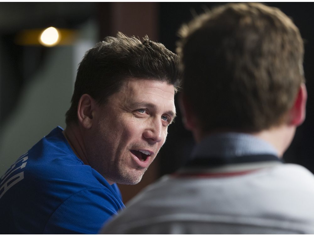 Jason Botchford combines parenting with a Twitter war | The Province