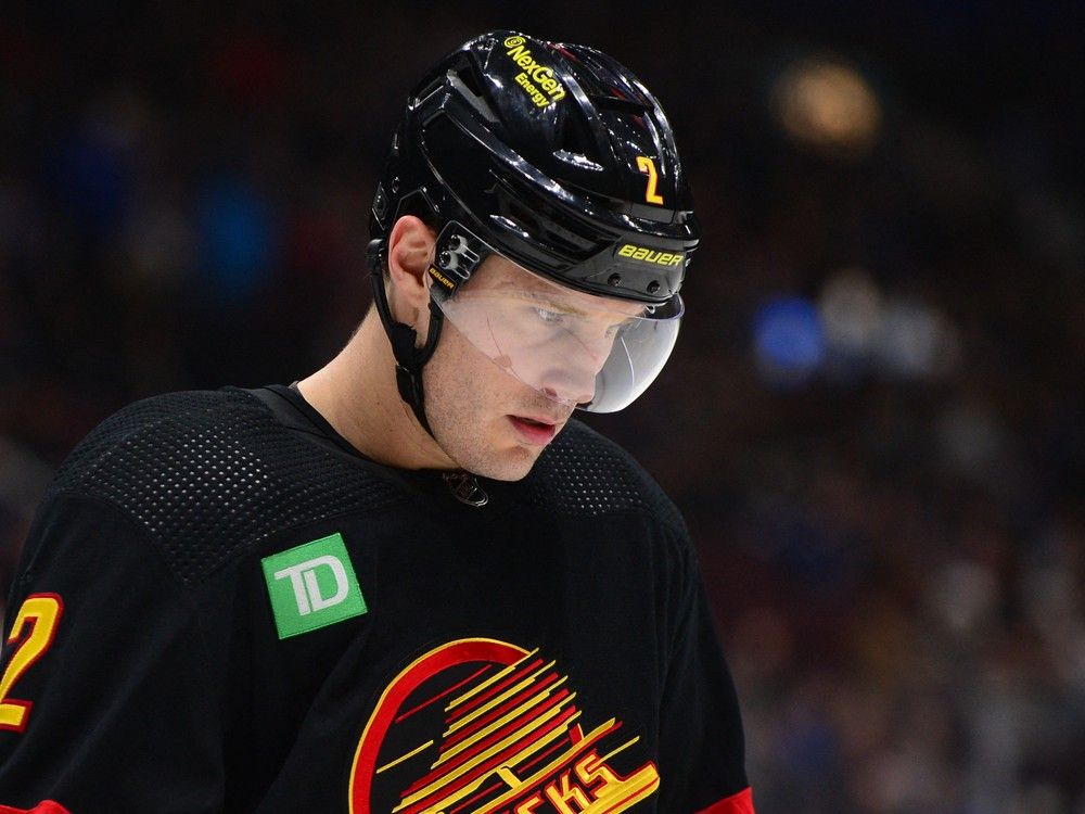 Canucks trade Luke Schenn to Leafs for a third-round 2023 draft pick ...