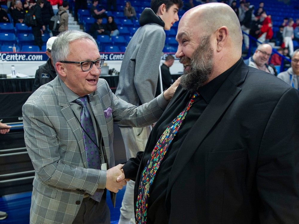 Coach Eberhardt shows he still has flair for high school hoops success ...