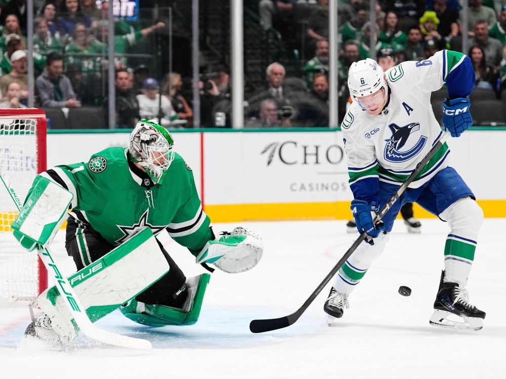 Canucks News Live: Comeback against Stars sets standard for Blackhawks ...