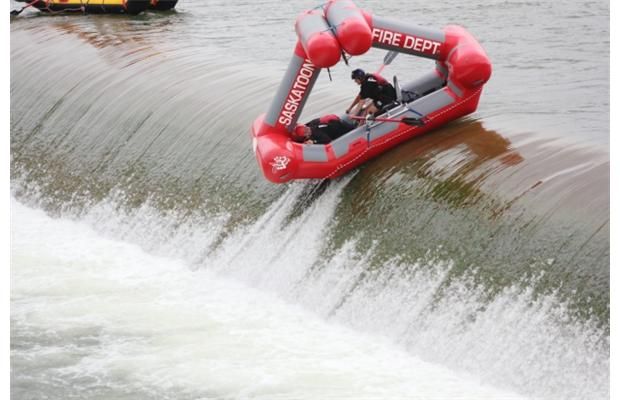 Unflippable boat invites repeated weir crossings | The Star Phoenix