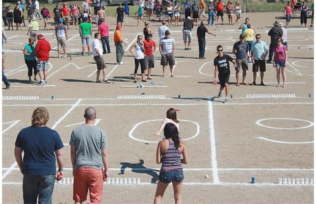 Bunnock tourney draws global crowd to Macklin | The Star Phoenix