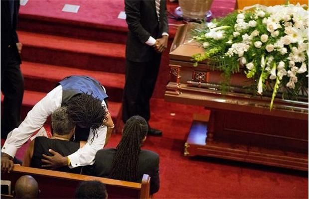 'What an example he set': Obama delivers eulogy at ceremony for slain ...