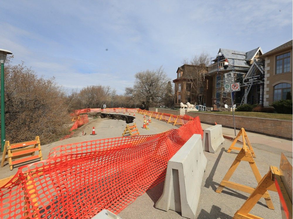 Gallery: Land slump on Saskatchewan Crescent | The Star Phoenix