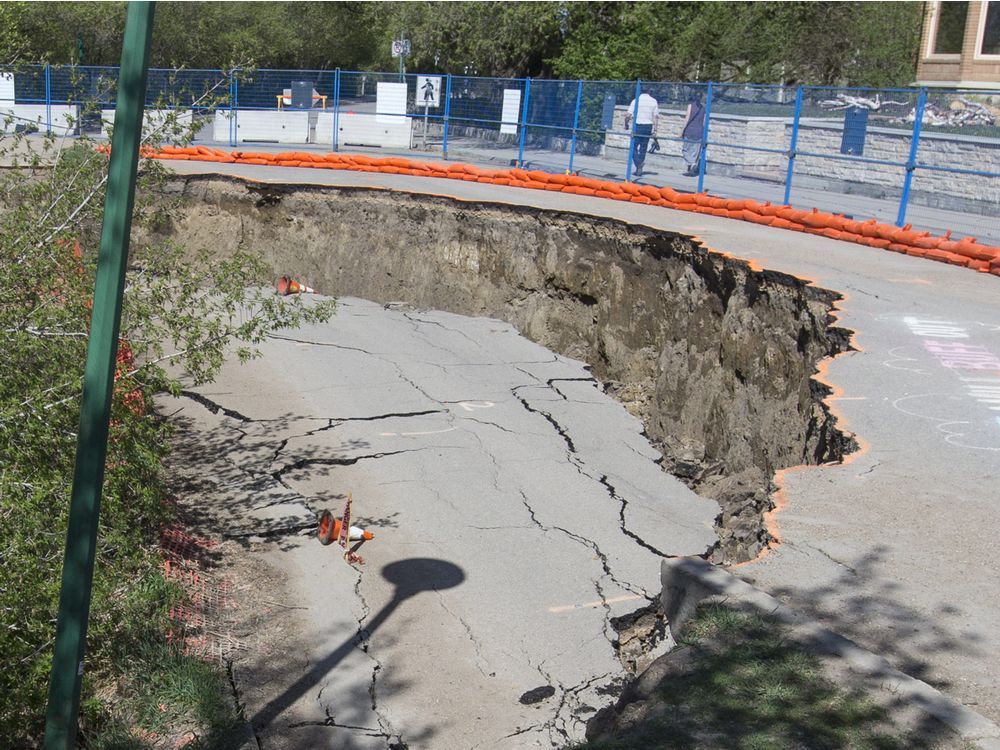 Gallery: Land slump on Saskatchewan Crescent | The Star Phoenix