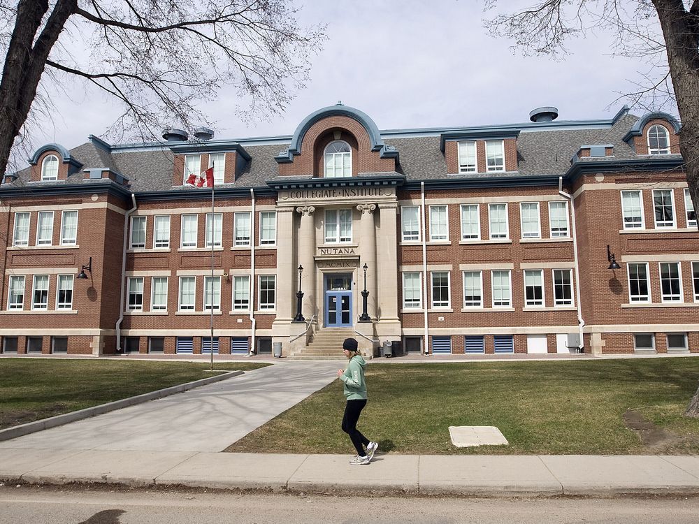 Classes to resume Tuesday at Nutana Collegiate after water main break ...