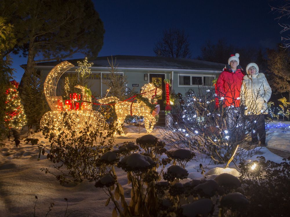 Saskatoon residents light up the night with special Christmas displays ...