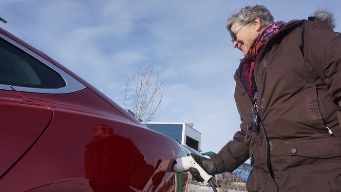 Five misconceptions about driving an electric car in winter | The Star ...