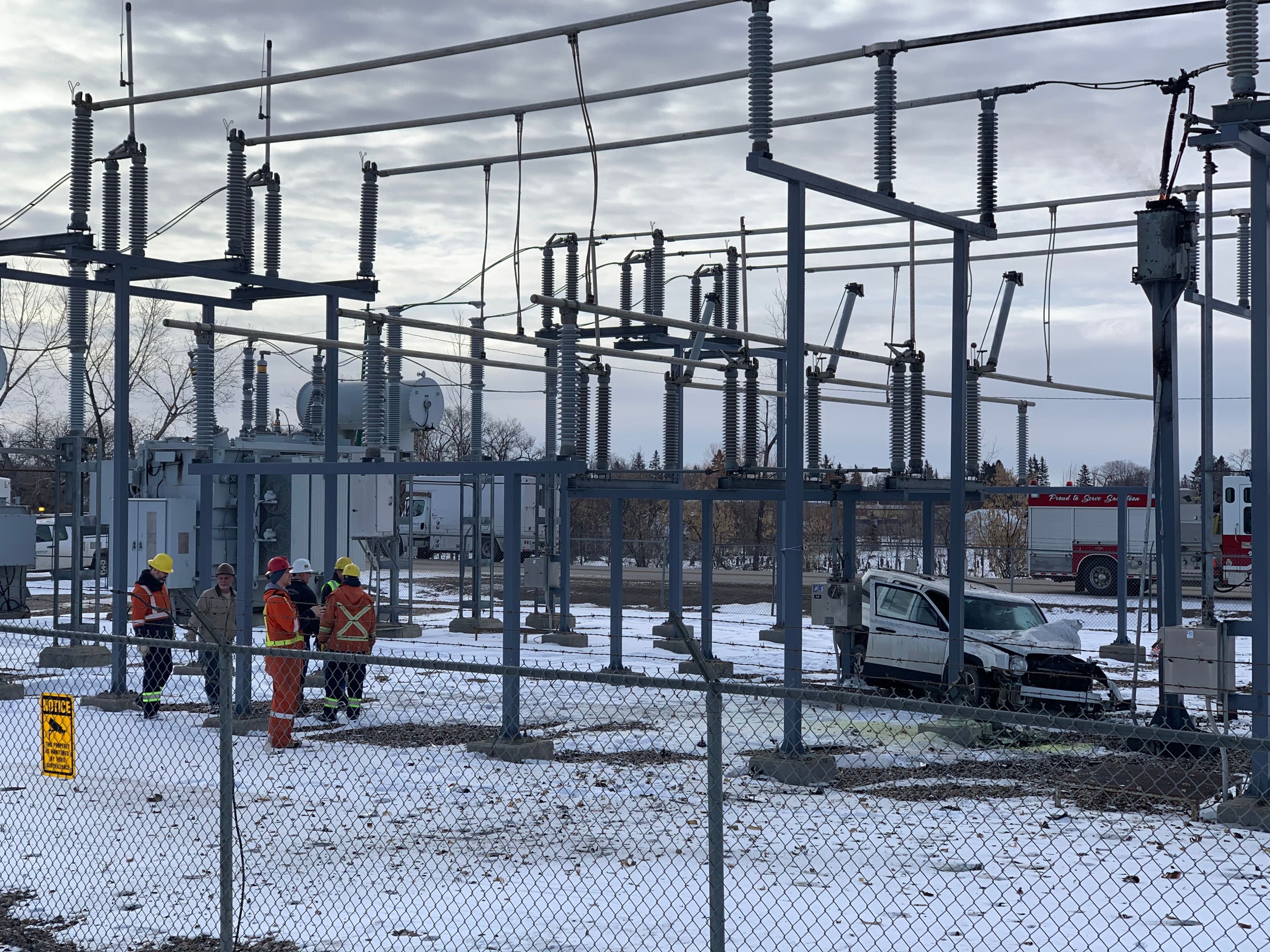 Power outages in several Saskatoon neighbourhoods after vehicle crashes ...