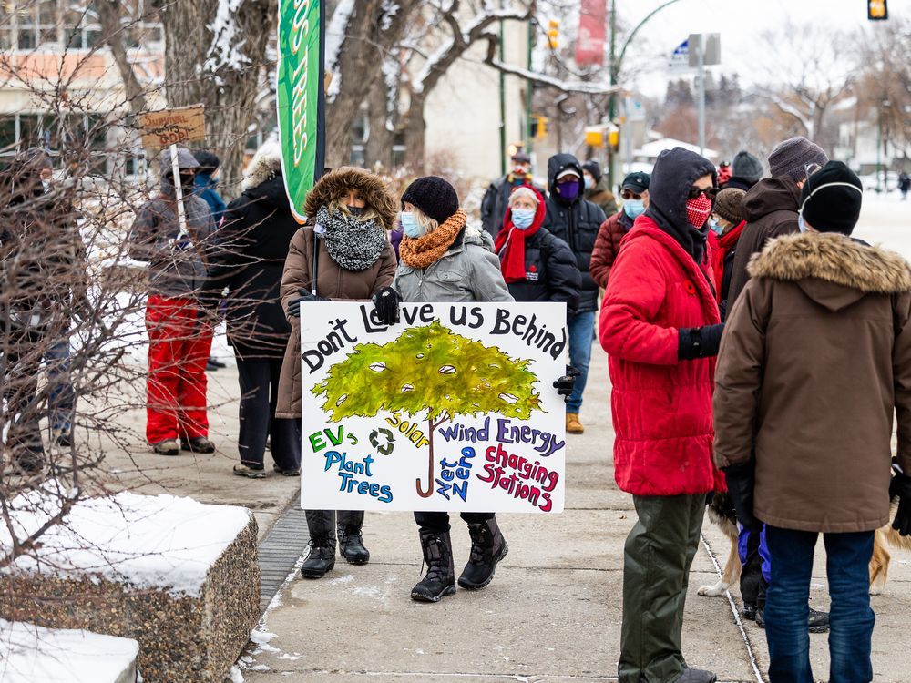 Group rallies at Saskatoon City Hall for climate action | The Star Phoenix