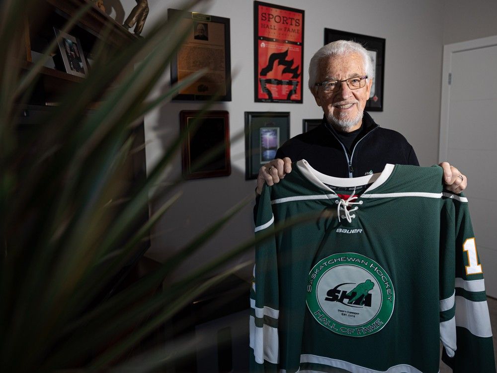 After 40 years with the same hockey league, Joe Bloski has tales to ...