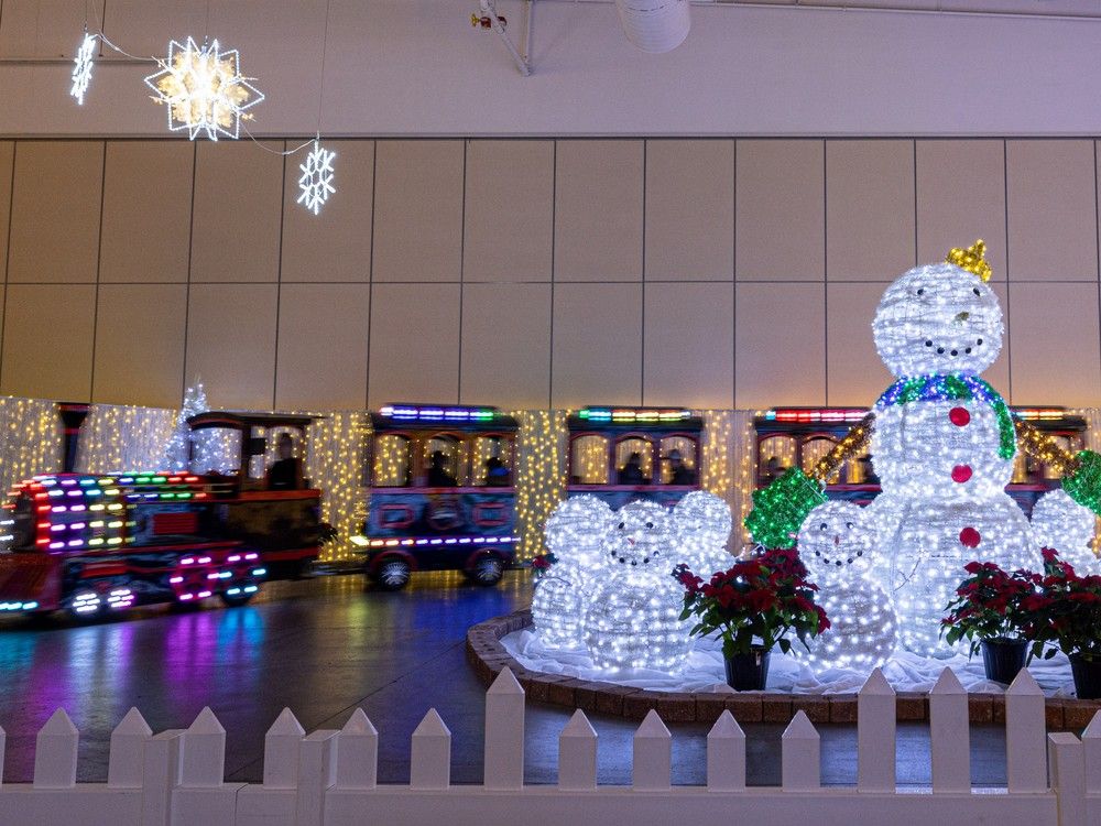 In photos: GLOW lights up Saskatoon for Christmas season | The Star Phoenix