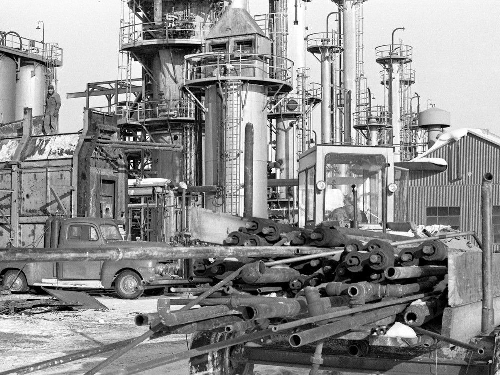 Throwback Thursday: Forty-year-old local refinery demolished | The Star ...