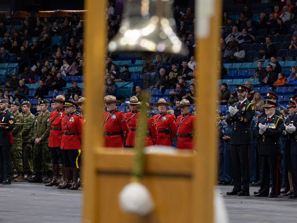 Photos: HMCS Saskatoon bell rings at city's 2023 Remembrance Day | The ...
