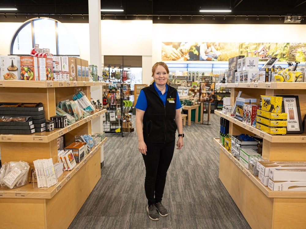 Lee Valley Tools relocates to Lawson Heights Mall in Saskatoon | The ...
