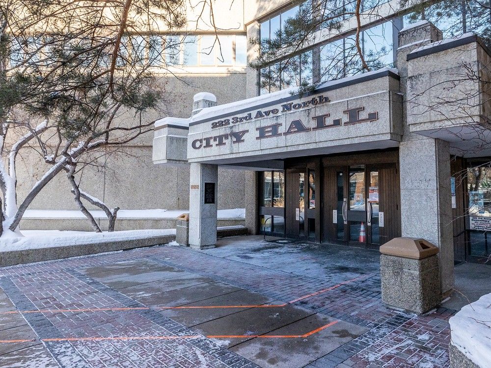 Broadway BID community patio to serve as pilot project in Saskatoon ...