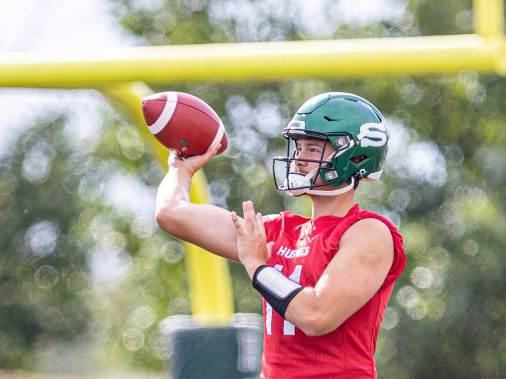 Huskies' Amundrud fleeter of foot as team prepares for pre-season clash ...