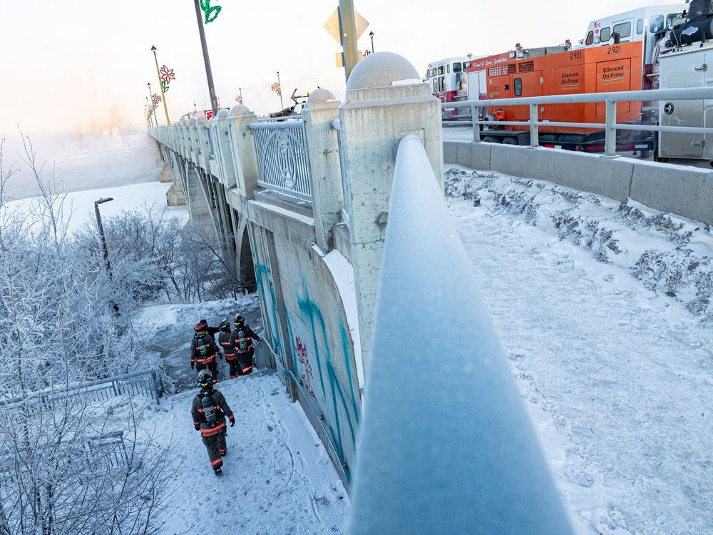 Five things to know about encampment fire that shut down University Bridge | The Star Phoenix