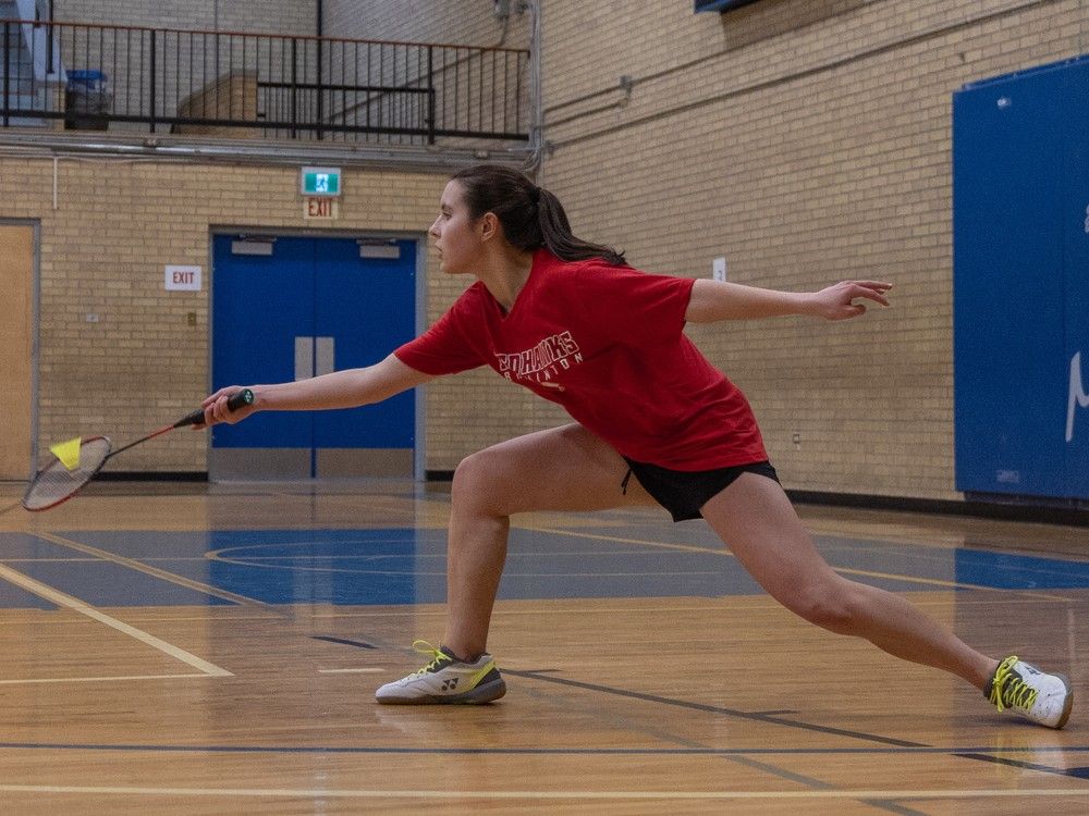 A snapshot look at Saskatoon's high-school badminton scene | The Star ...
