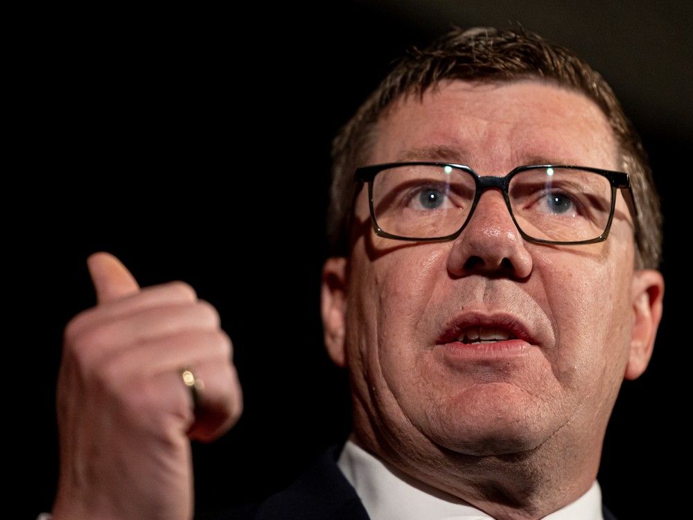 Sask. Premier Scott Moe promises $500 in direct aid to wildfire ...