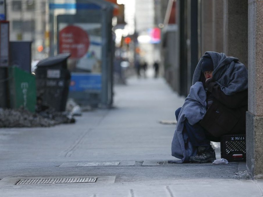 As temperatures drop and shelters fill up, concern mounts for Toronto’s ...