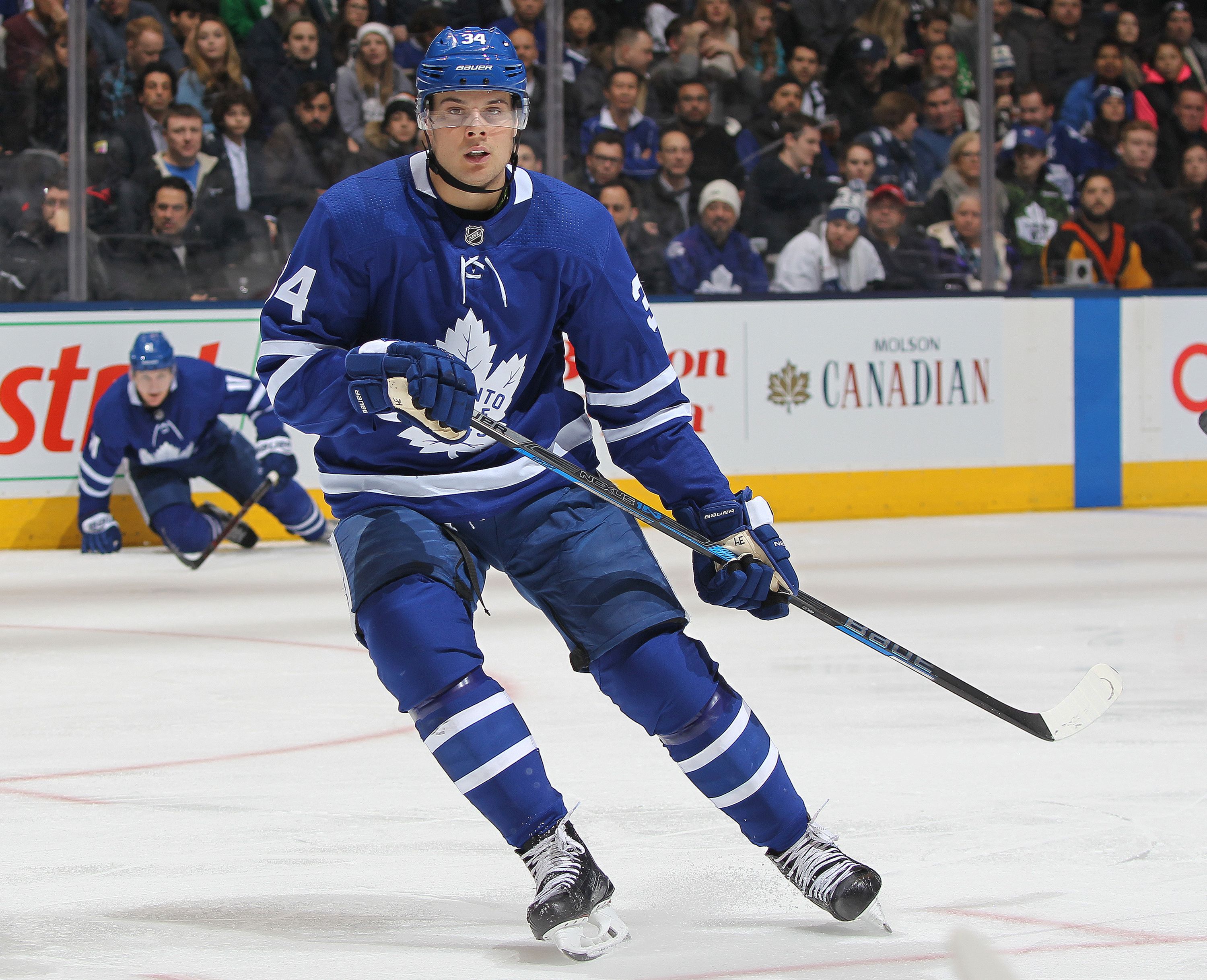 Matthews' puckhandling abilities wow peers | Toronto Sun