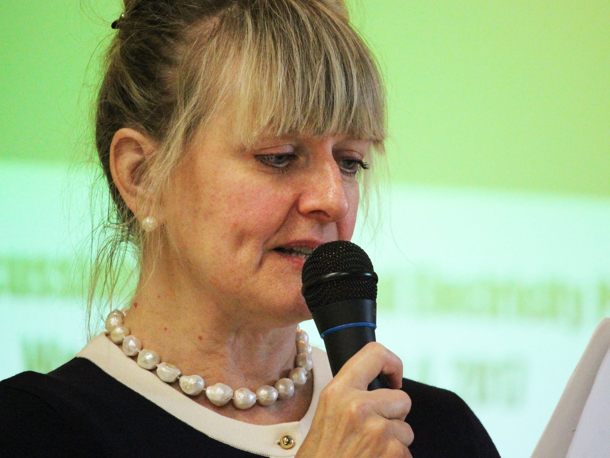 Ontario brags about minimum wage; gives businesses a busy signal: CFIB ...