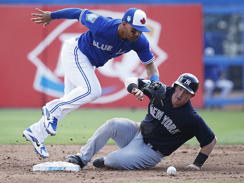 Healthy Devon Travis could help breathe life into Blue Jays | Toronto Sun
