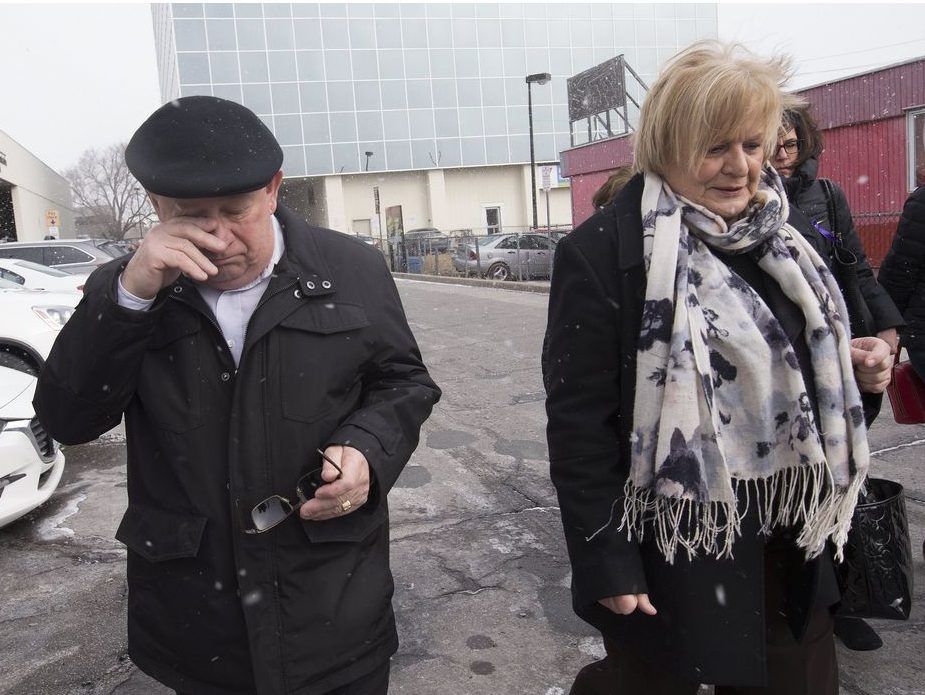 MANDEL: Sea of purple ribbons as Dr. Mohammed Shamji ordered to stand ...