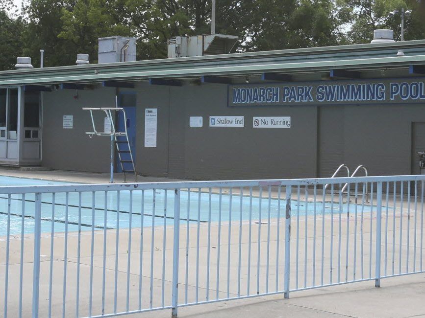 Taking a dip in The Six: Top 5 Toronto outdoor pools | Toronto Sun