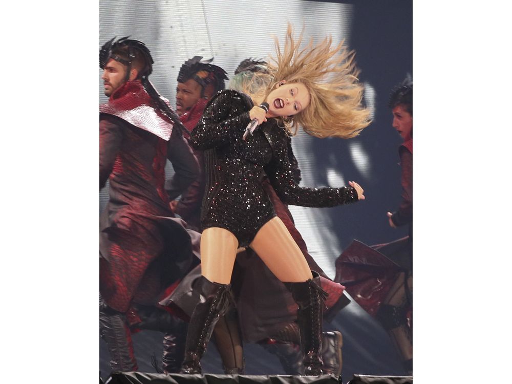 Taylor Swift's Reputation tour a reminder of what stadium shows can be ...
